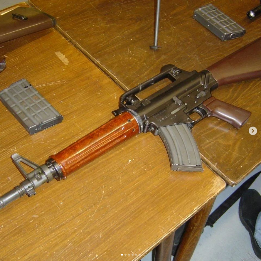 Weaponsandhistory - Dutch Small Arms Source